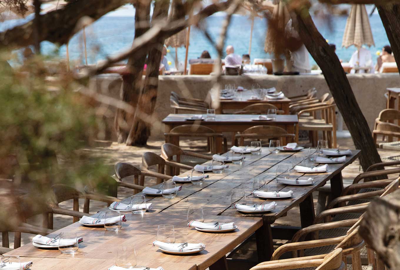 BOOK A TABLE | CASA JONDAL RESTAURANT | Ibiza | FacefoodMag